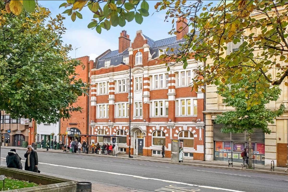 Private Offices, Creative Space & Coworking Desks in Leyton