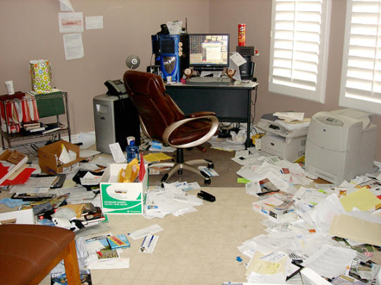 Stuck working from home? Disadvantages of working from home