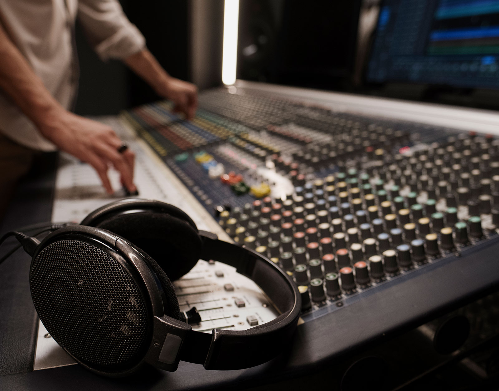 How To Customise Your Studio for Professional Recording and Podcasting